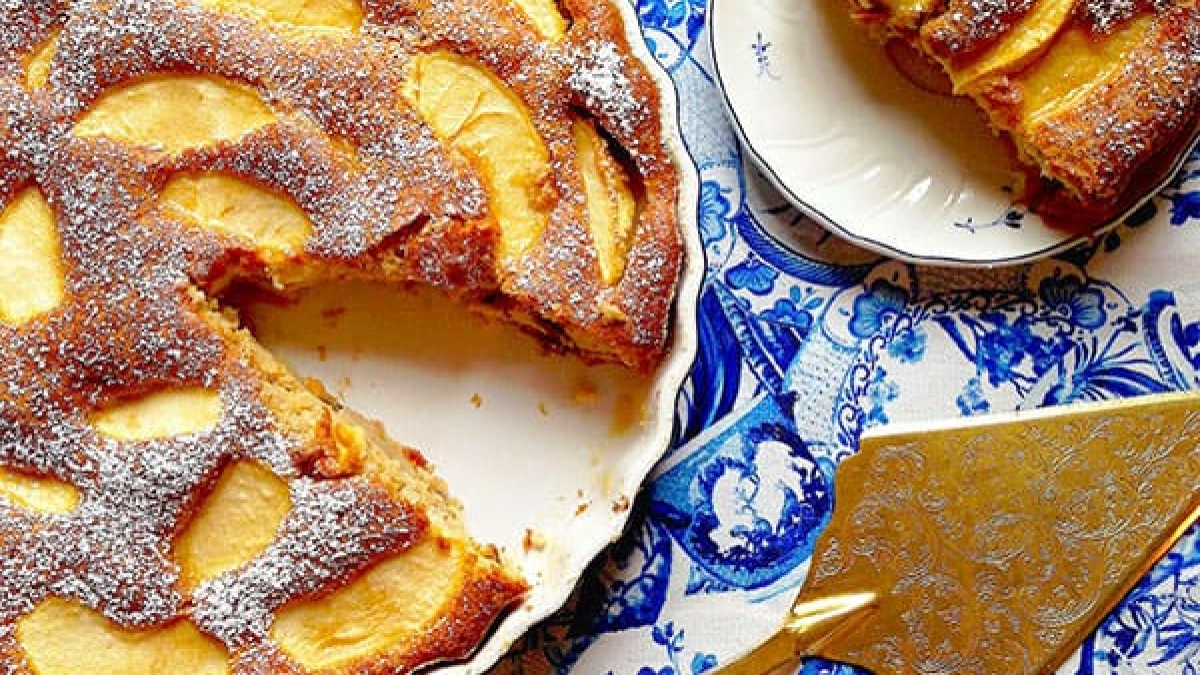 8 Amazing Apple Desserts for Autumn - COWGIRL Magazine