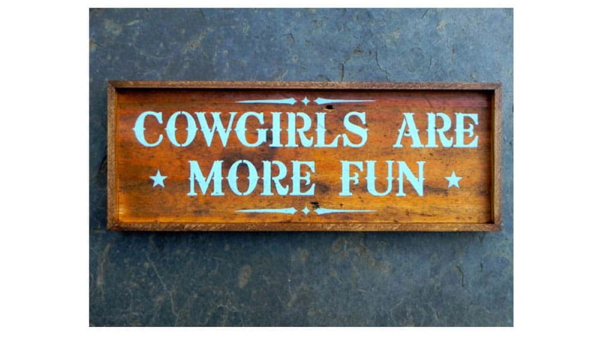 5 Western Signs for Your Front Porch - COWGIRL Magazine