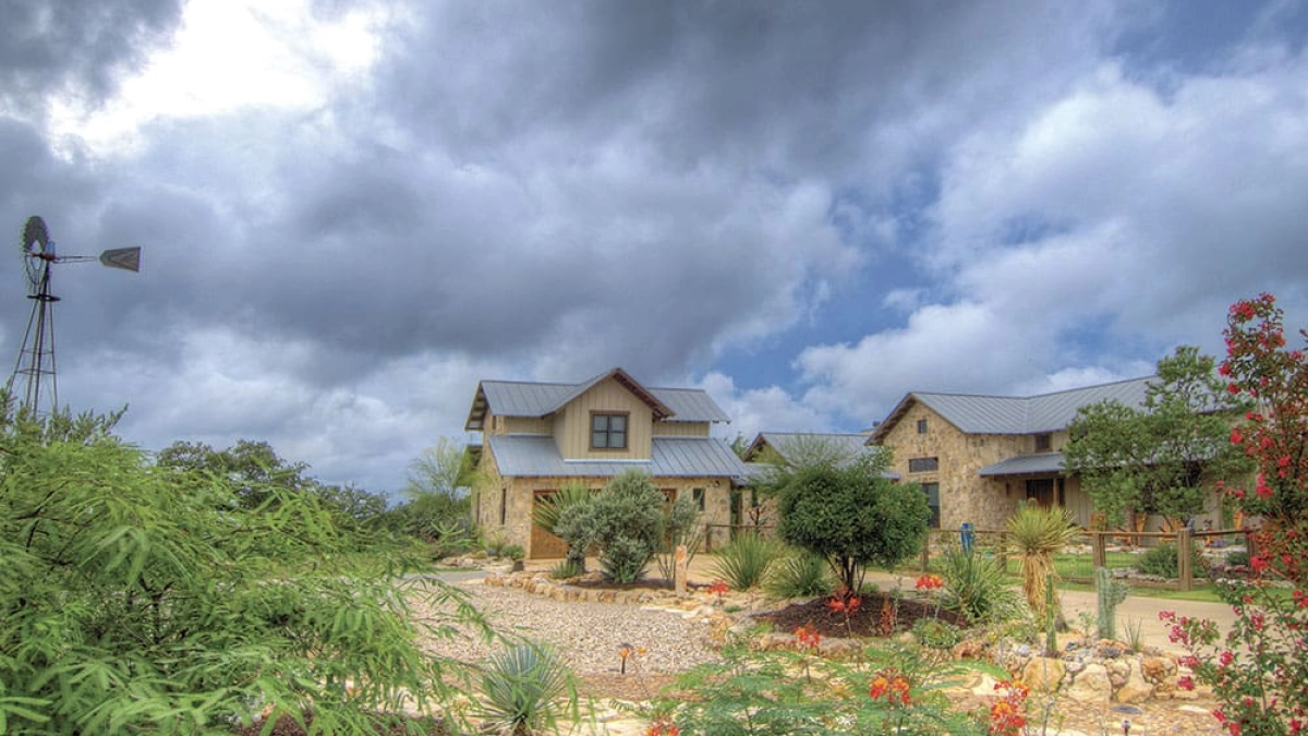 A Little Bit Of Heaven At High Ridge Ranch - COWGIRL Magazine