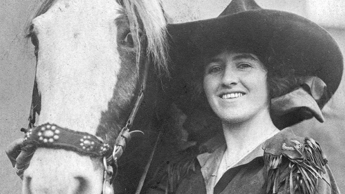 Ruth Roach - COWGIRL Magazine