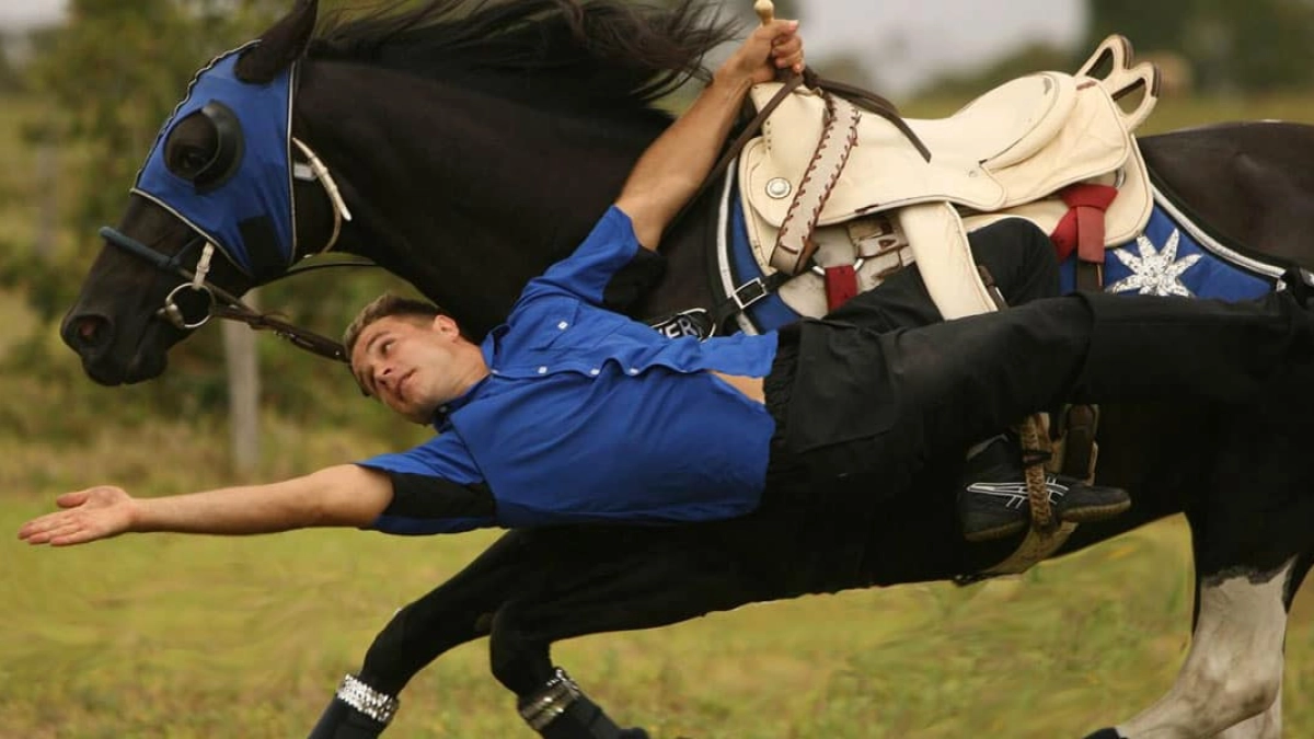 Learn Some Simple Trick Riding Maneuvers - COWGIRL Magazine