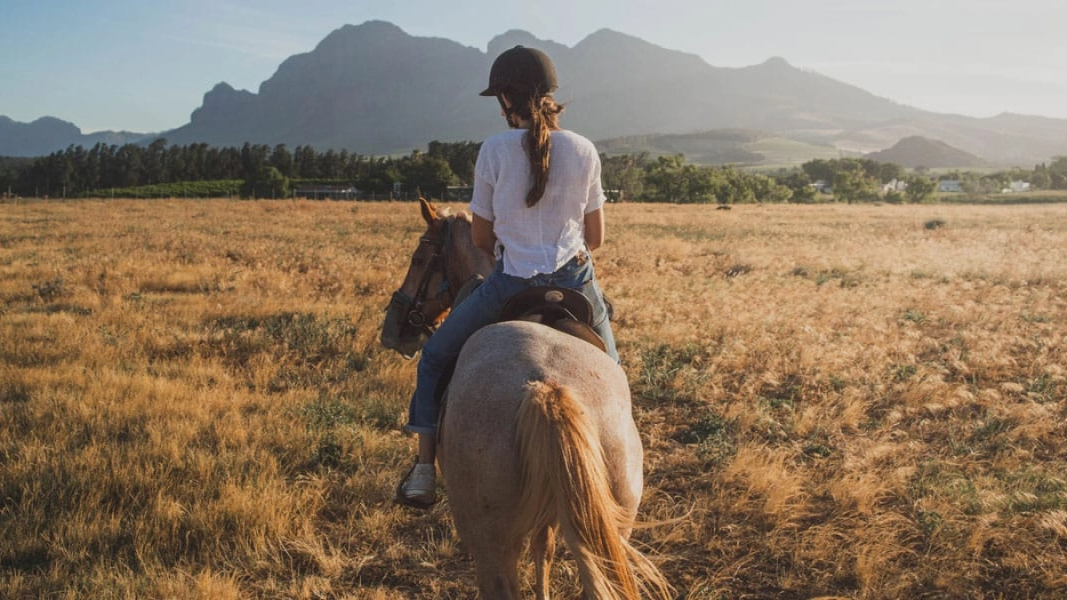 How To Regain Your Confidence After A Bad Fall - COWGIRL Magazine