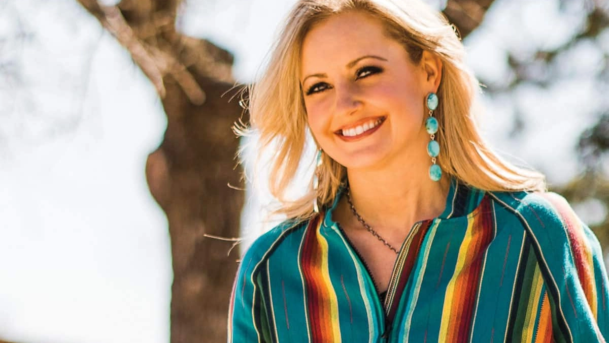 Amy Wilson, T.V.'s Fastest Rising Face Of Rodeo - COWGIRL Magazine