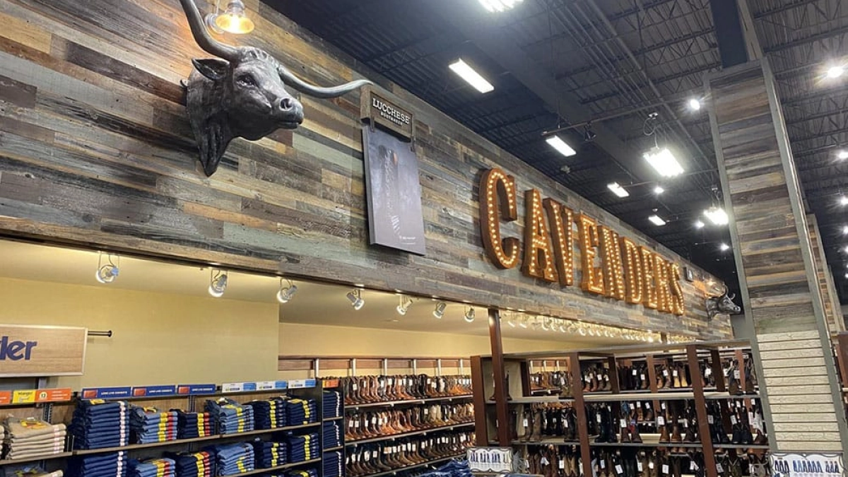 Cavender's Opens Dallas North Park Location - COWGIRL Magazine