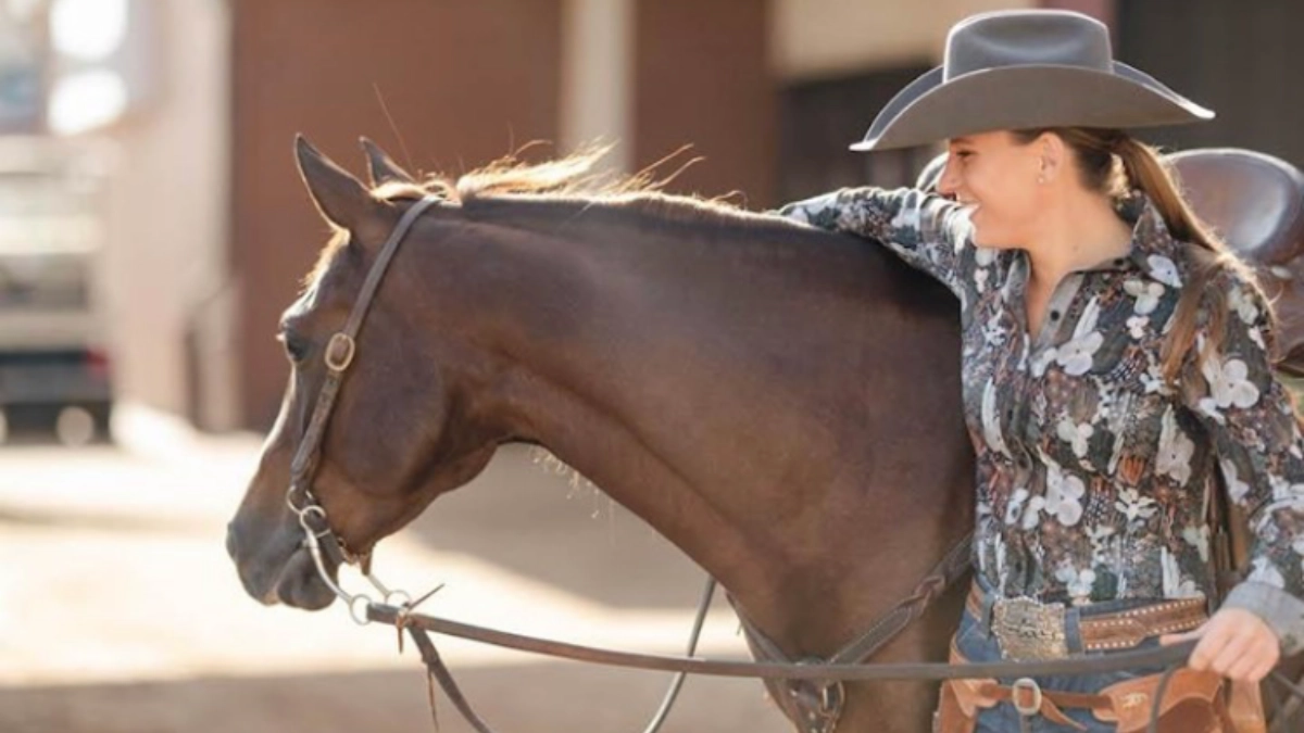DIY Saddle Rack For Your Car - COWGIRL Magazine