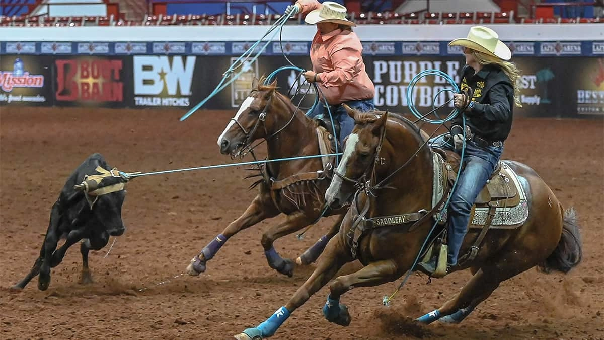 The Fast & Furious Lady Team Ropers - COWGIRL Magazine