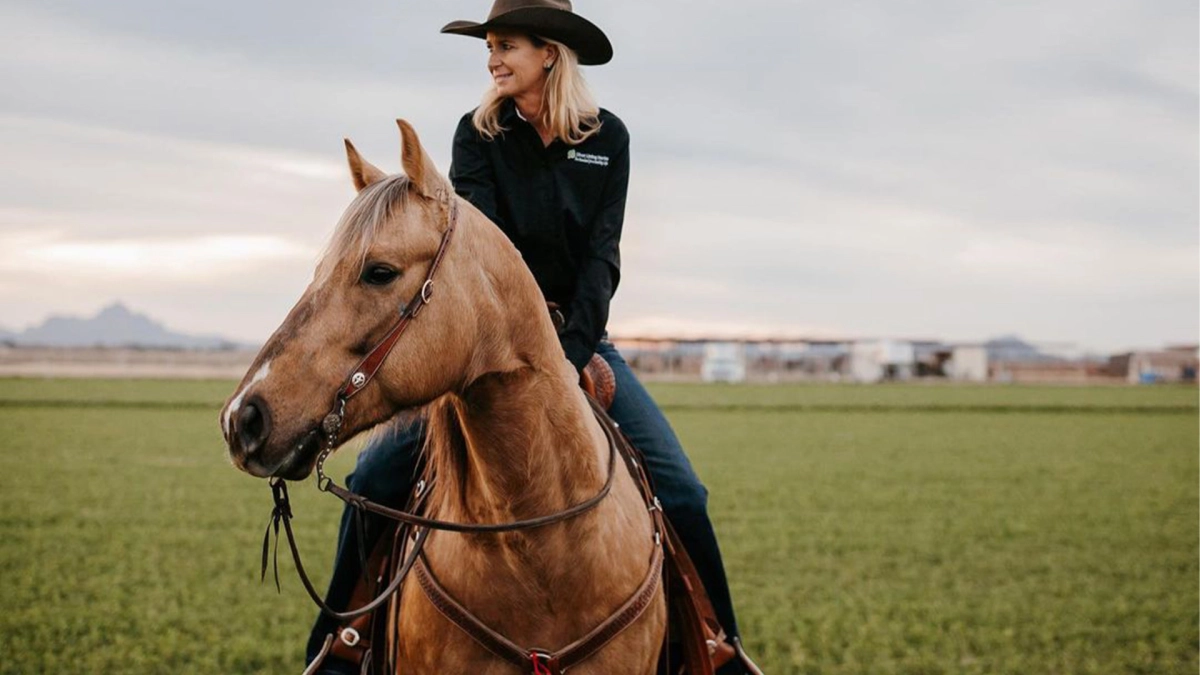 Sherry Cervi Honored In Marana - COWGIRL Magazine