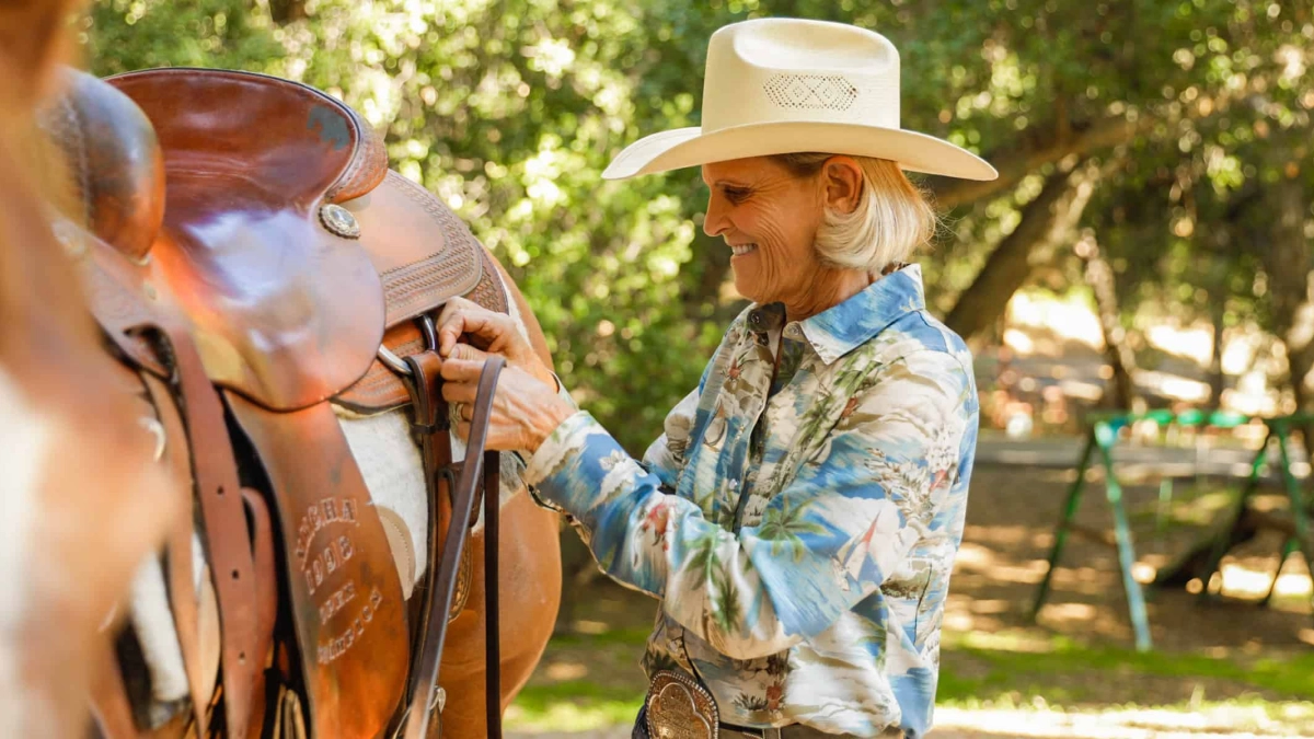 LOVLEI Ranch: From Sand To Saddle - COWGIRL Magazine