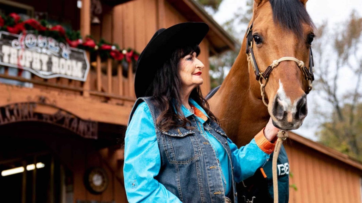 Top 5 Barrel Racing Legends - COWGIRL Magazine