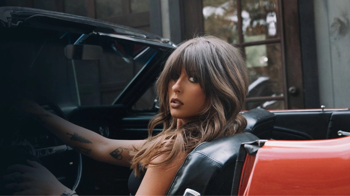 What's Trending: Ella Langley's Bangs