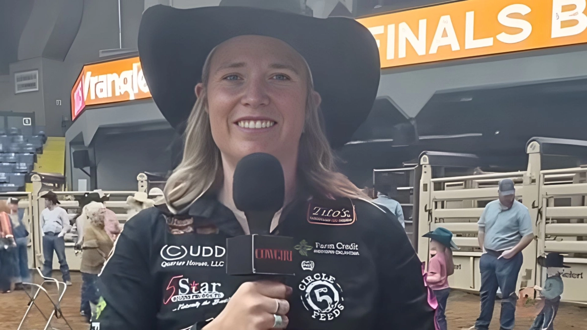 Taylor Munsell Wins The 2025 WPRA World Champion Breakaway Roper ...