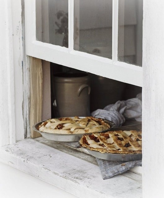 Fresh Ideas For Fixing Up Your Window Space - COWGIRL Magazine