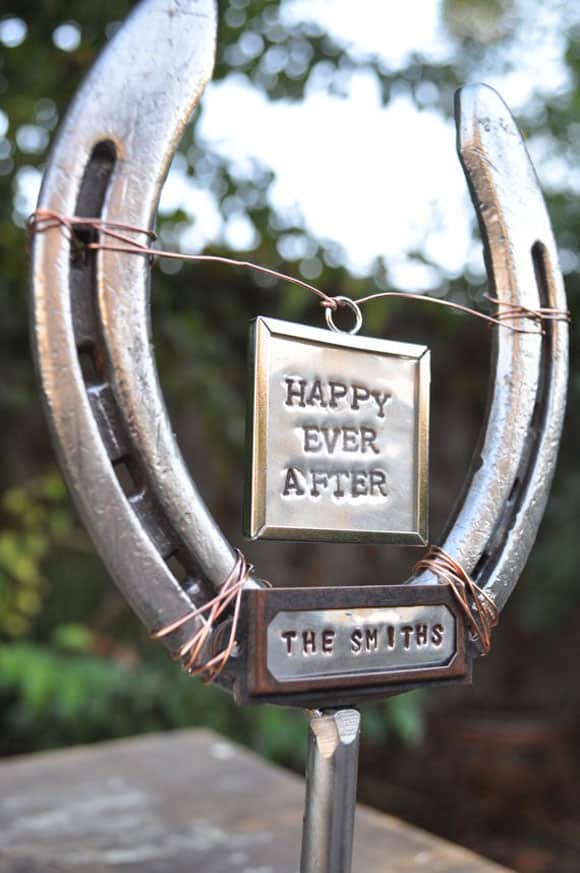 Horseshoe Wedding Decor - COWGIRL Magazine