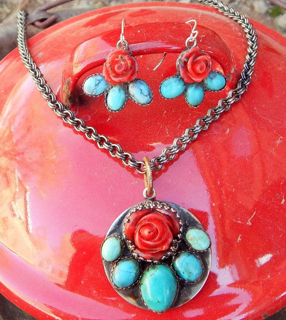 The Perfect Combination: Red & Turquoise - COWGIRL Magazine