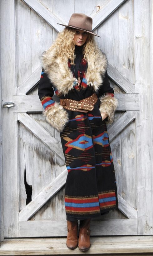 Mountain-Wear Mama - COWGIRL Magazine