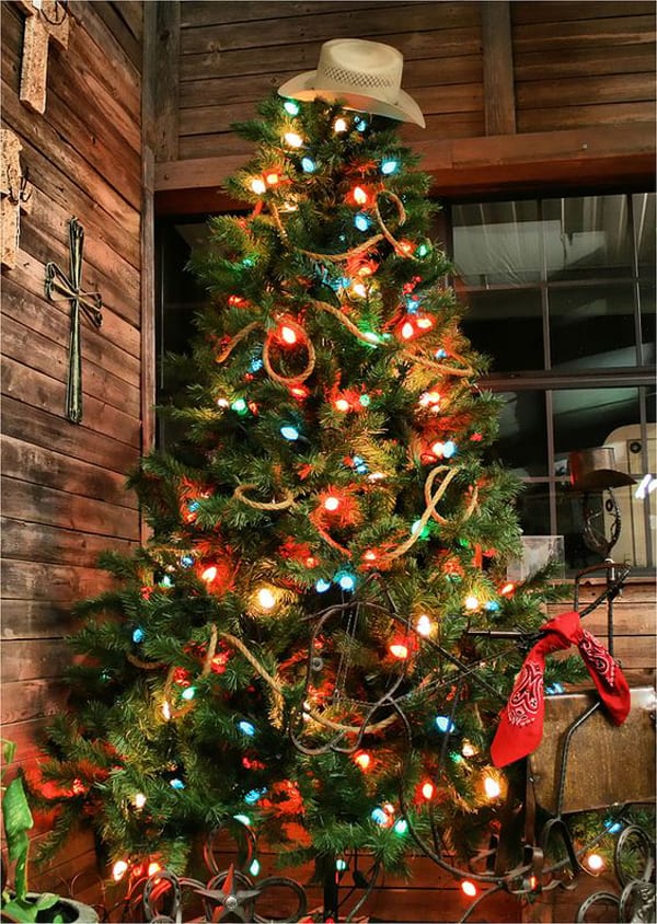 Western Christmas Tree Inspiration - COWGIRL Magazine