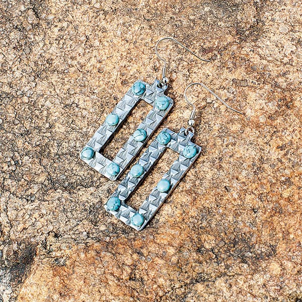 File Under Fashion? - COWGIRL Magazine