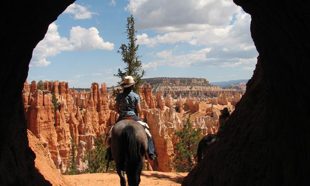 Scenic Horseback Rides Around The World - COWGIRL Magazine