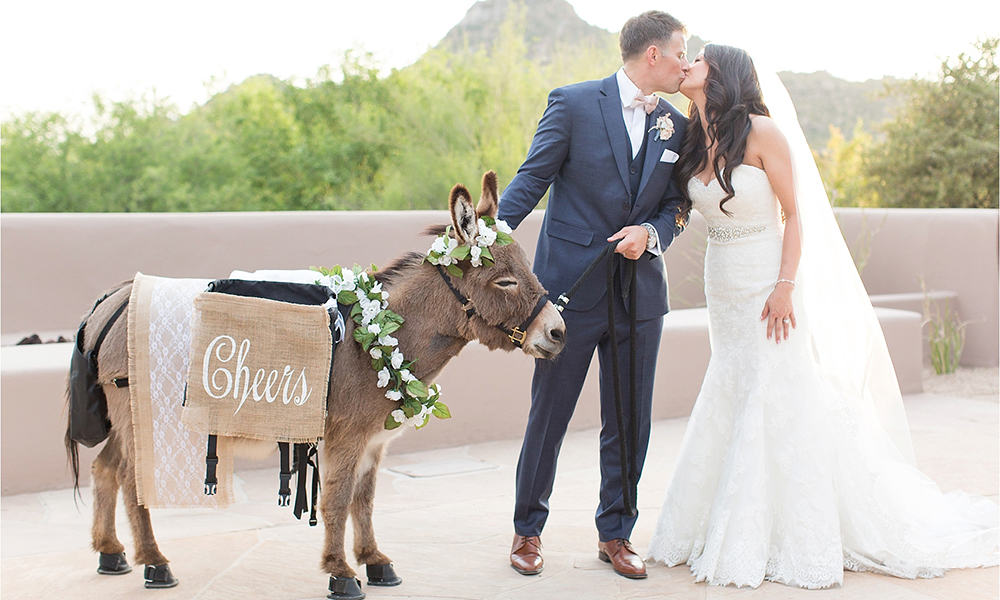 Beer Burros Are Our Favorite Cowgirl Wedding Trend! - COWGIRL Magazine