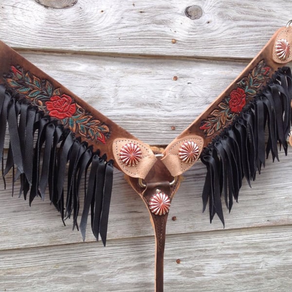 Beautiful Rose Breast Collars For The Summer - COWGIRL Magazine