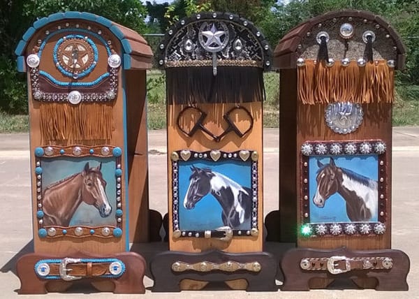 Show Off Your Saddle With A Custom Saddle Stand - COWGIRL Magazine
