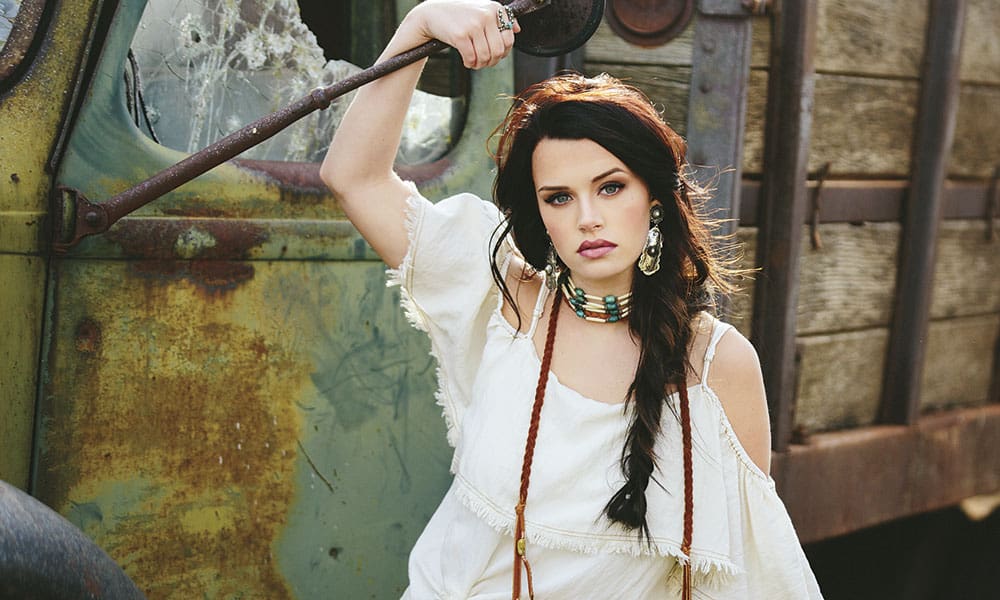 Fashion Trends: Song Of The South - COWGIRL Magazine