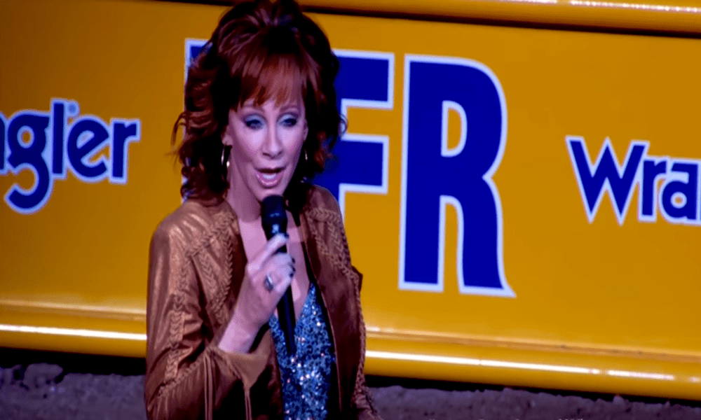 Get A Behind The Scenes Look At Reba Singing The National Anthem At The ...