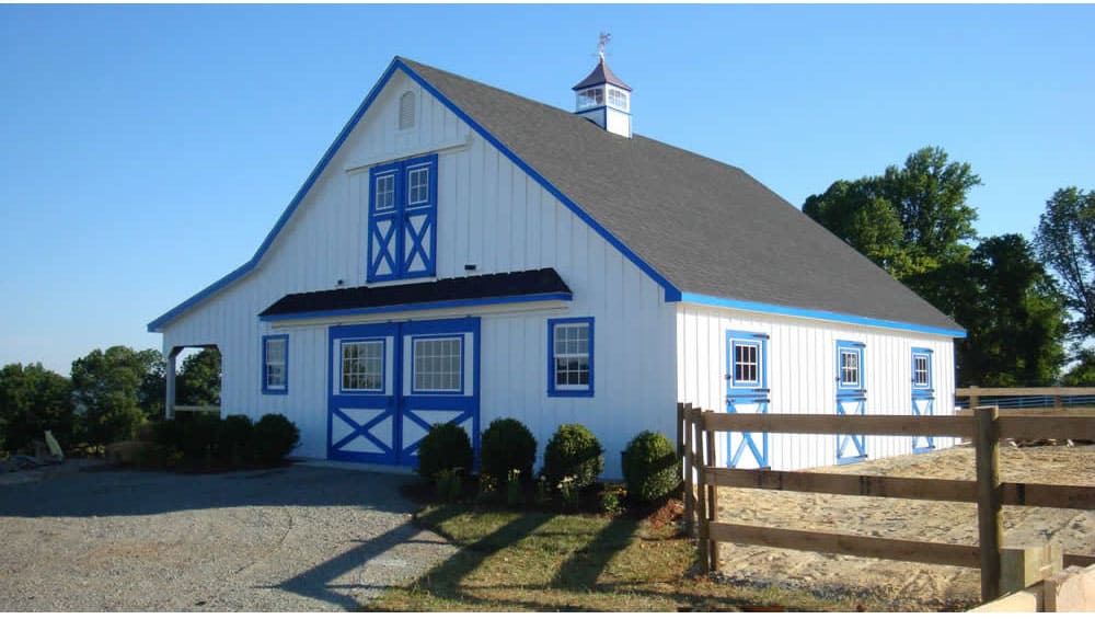 6 Gorgeous Horse Barns With A Pop Of Color - COWGIRL Magazine