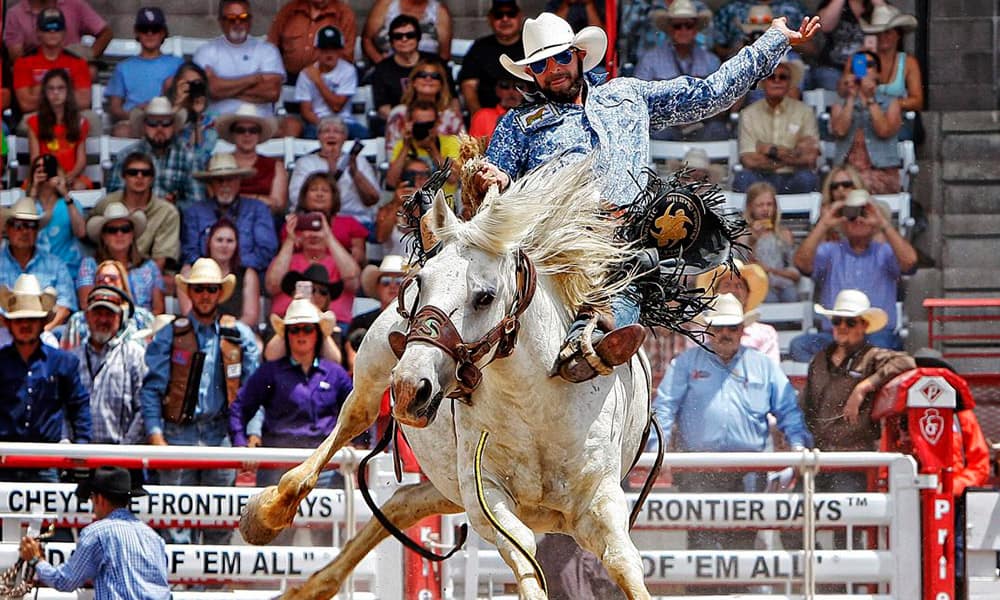 This Rodeo Family Is In Need Of Help After Their House Burned Down ...