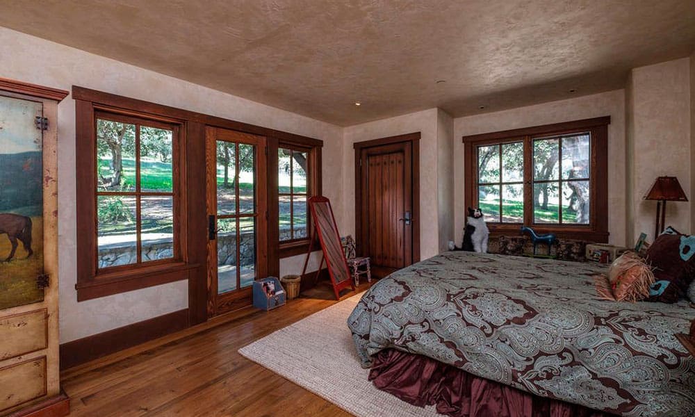 Fox Creek Ranch Is The Ultimate Residence For The Working Cowgirl ...