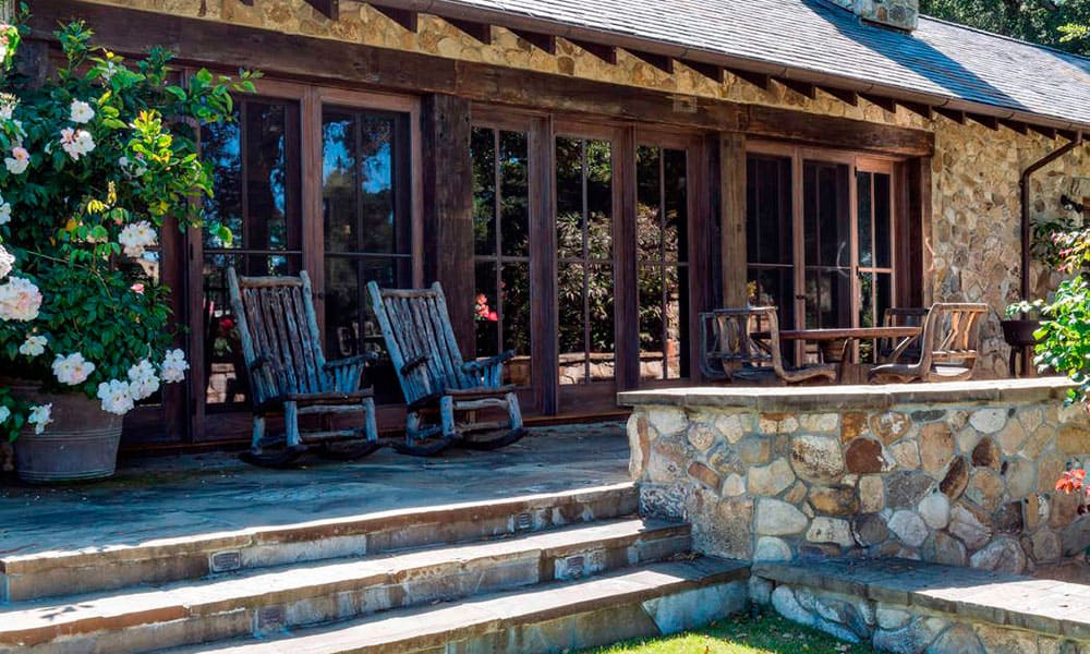 Fox Creek Ranch Is The Ultimate Residence For The Working Cowgirl ...