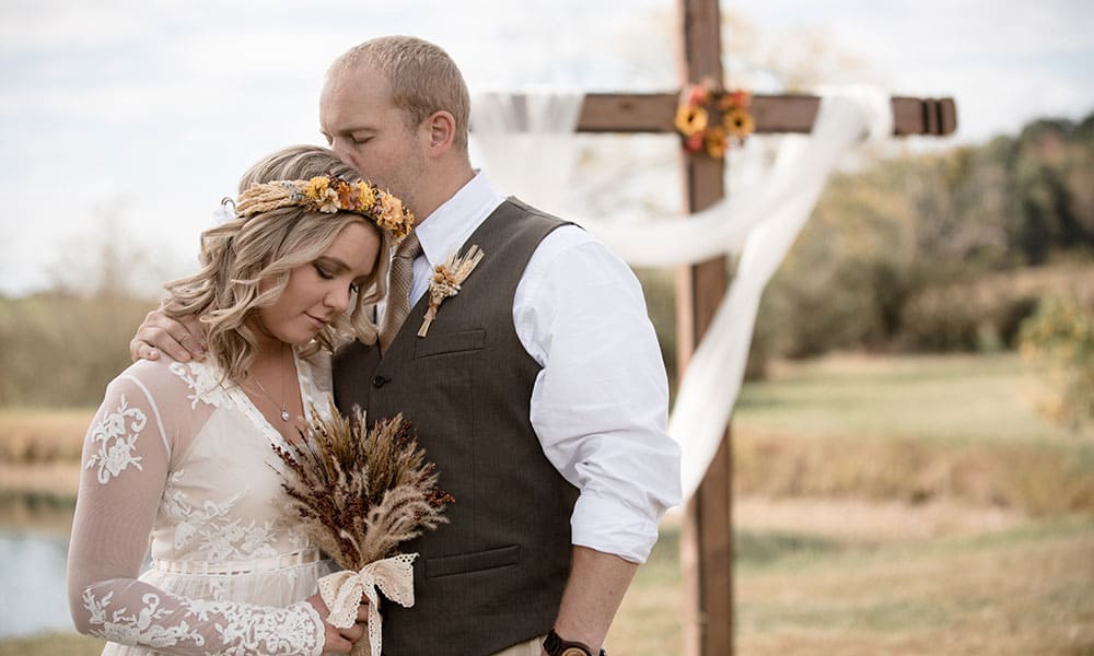 This Couple Overcame All Odds To Have Their Dream Tennessee Wedding ...