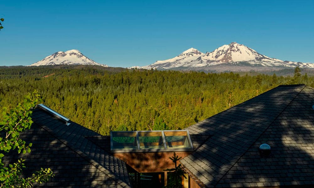 Set Your Sights On Oregon's 2R Ranch - COWGIRL Magazine