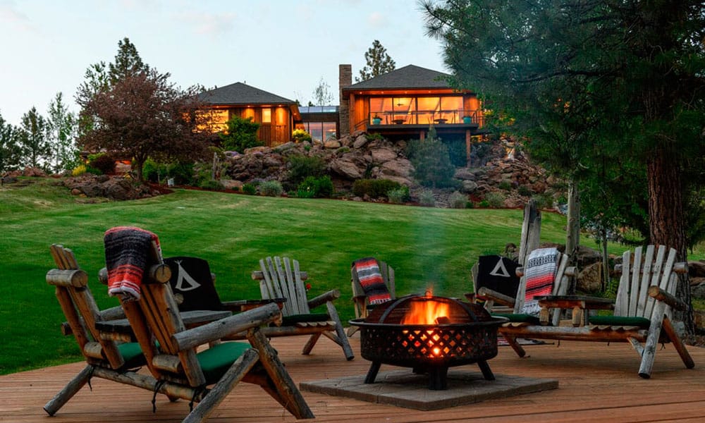 Set Your Sights On Oregon's 2R Ranch - COWGIRL Magazine