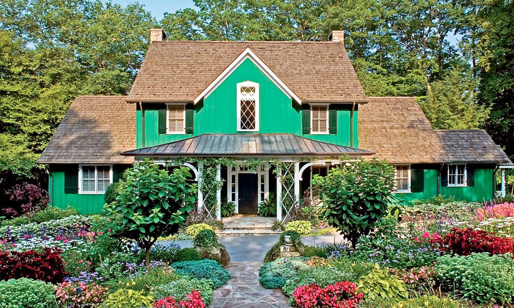 15 Beautiful Farmhouses Across America - COWGIRL Magazine