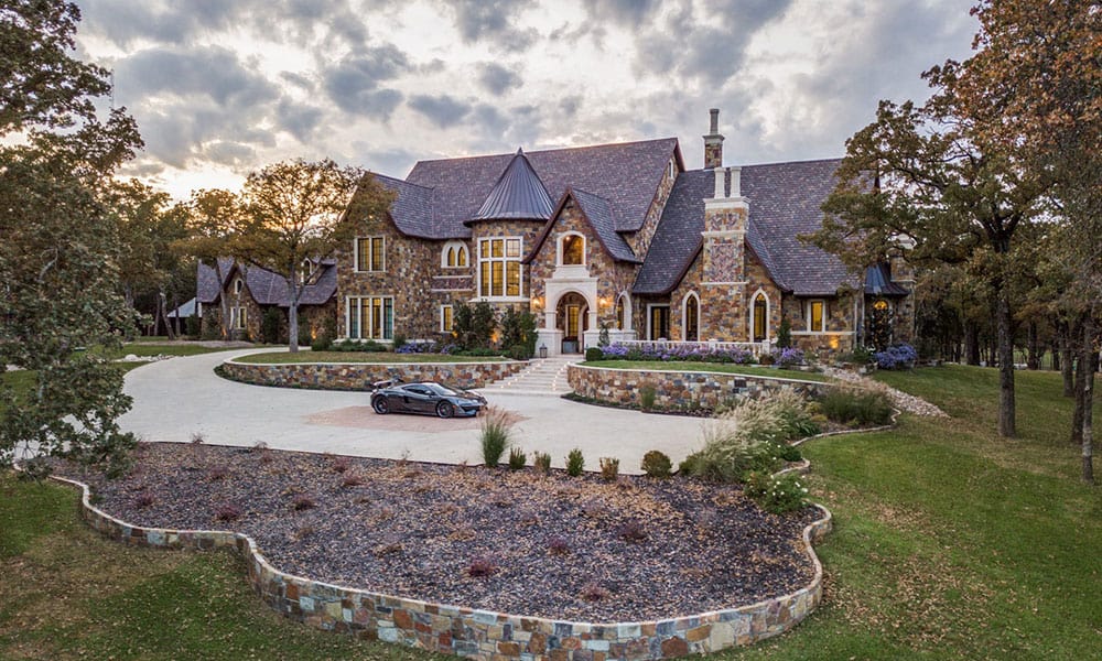 Come Home To Your New Country Castle!