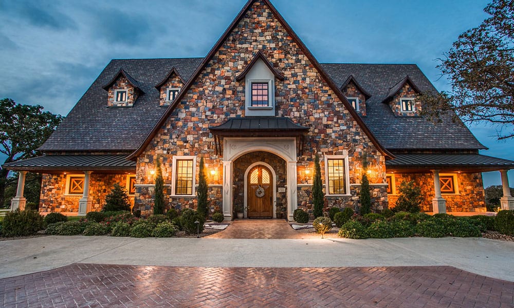 Come Home To Your New Country Castle!