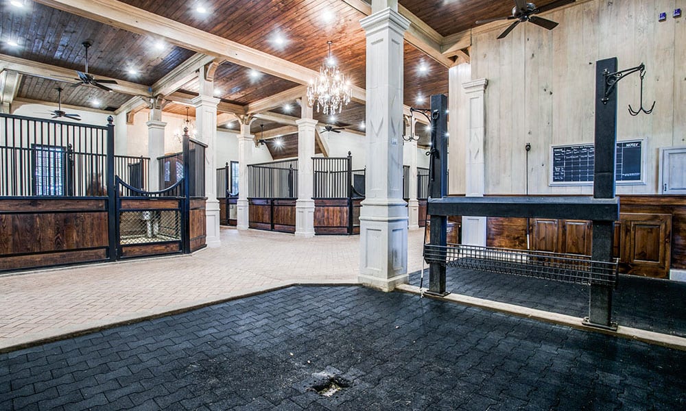 Come Home To Your New Country Castle!
