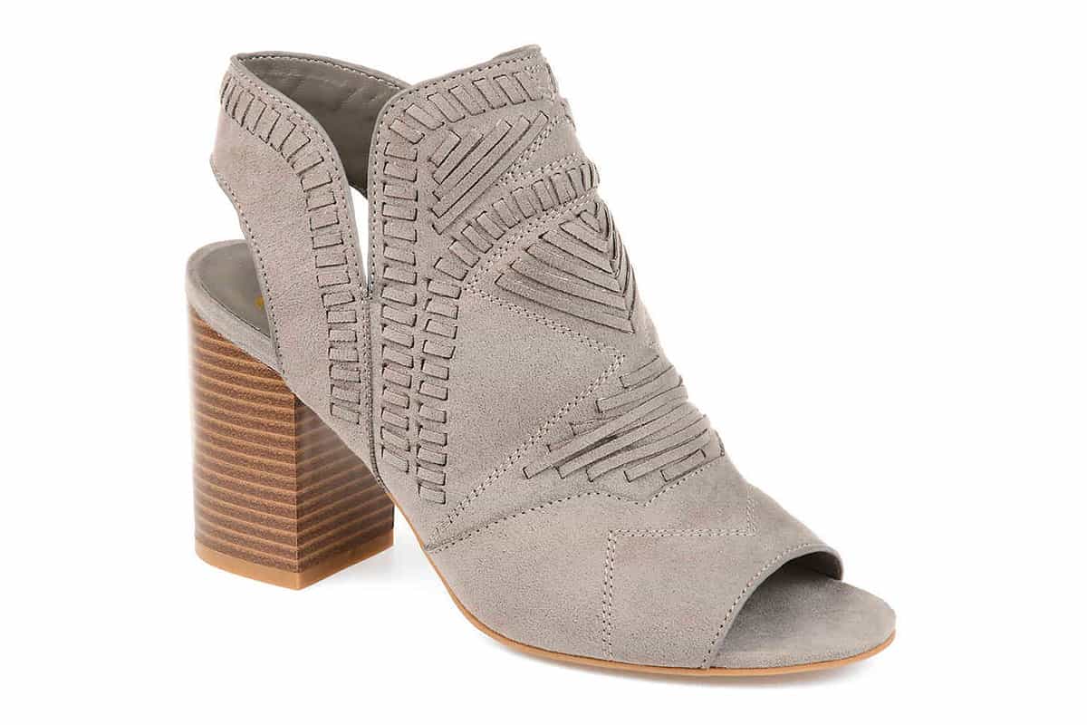Western Sandals To Stay Cool For The Summer - COWGIRL Magazine
