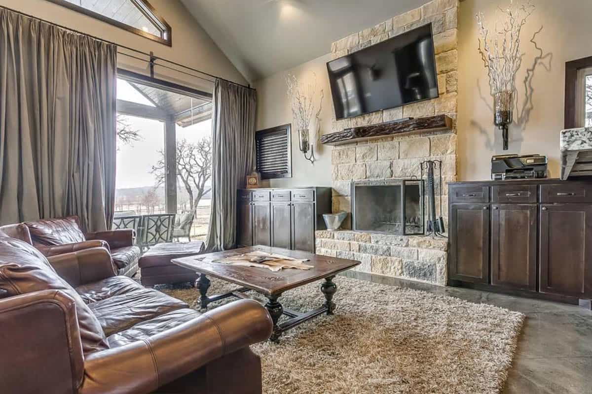 Prepare Yourself For This Poolfront Paradise