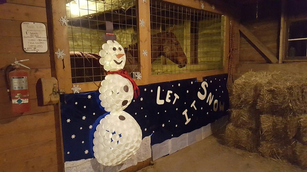 These Barns Are Decked For Christmas - COWGIRL Magazine