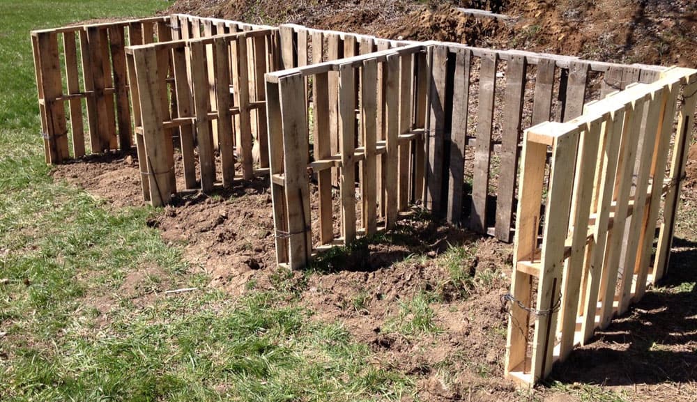 6 Pallet Projects For Your Horse Farm - COWGIRL Magazine