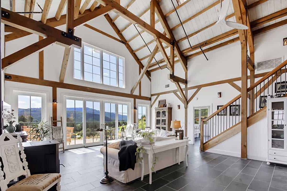 Ponderosa Country Barn Home