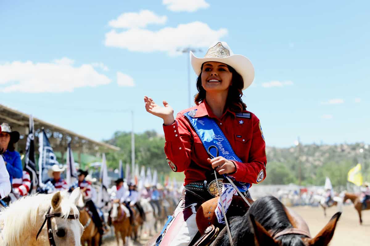 Behind The Chutes At Prescott Frontier Days - COWGIRL Magazine