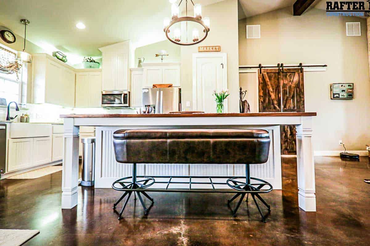 Come Home To This Barndo!