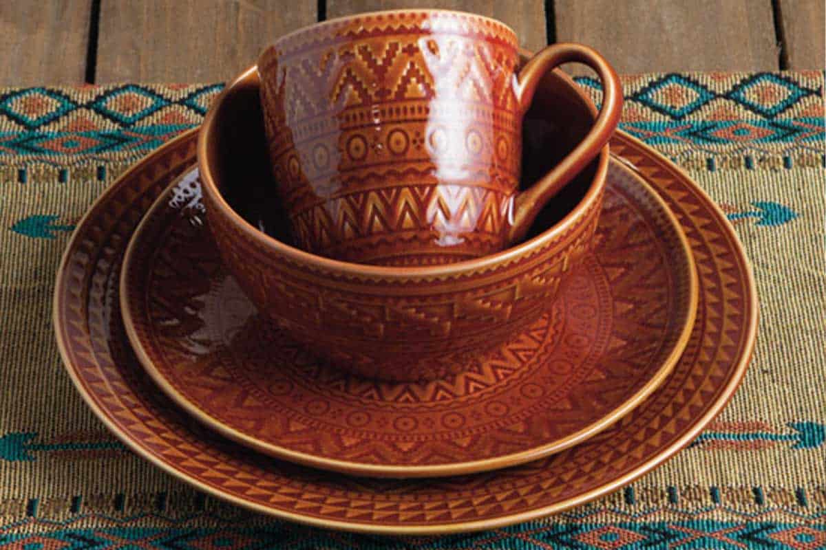 Have A Taste Of The Southwest With This Dinnerware Set