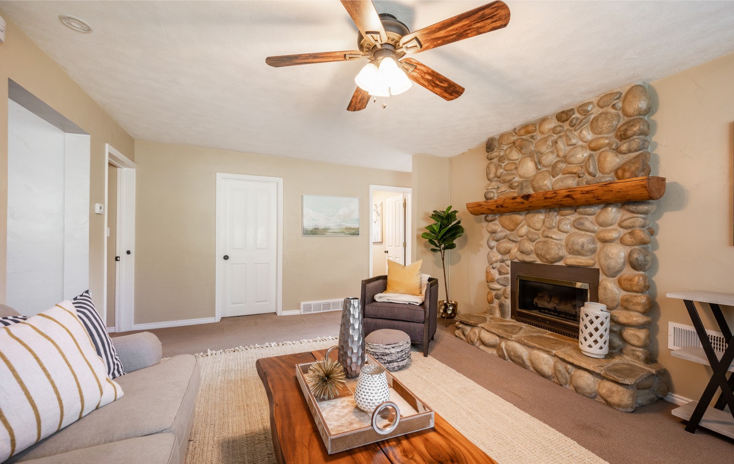 Robert Redford’s ‘Horse Whisper Ranch’ Hits The Market For $4.9M ...