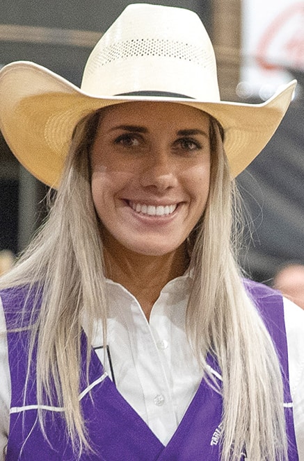 The Fast & Furious Lady Team Ropers - COWGIRL Magazine