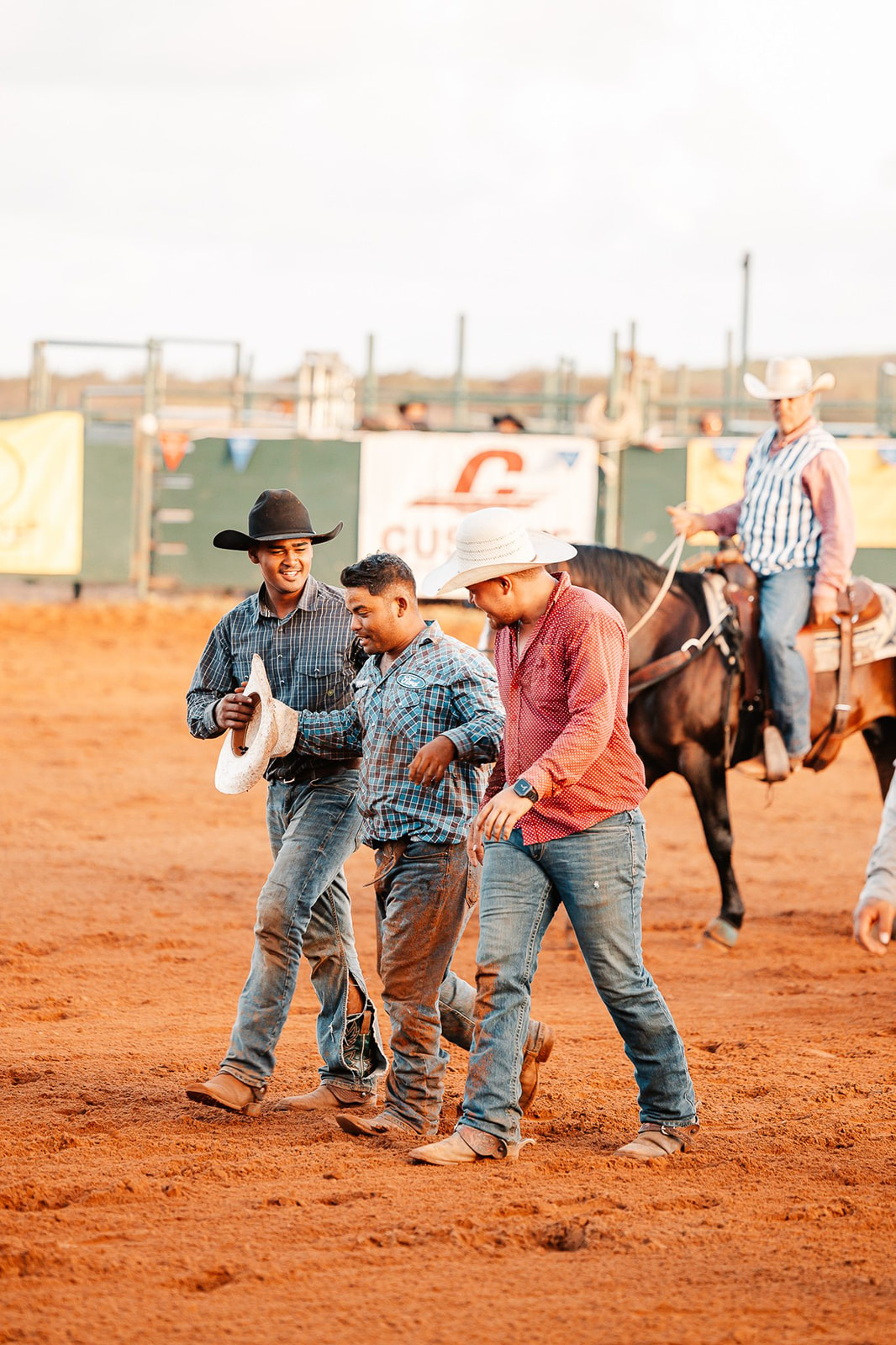 Rodeoing In The Aloha State - COWGIRL Magazine