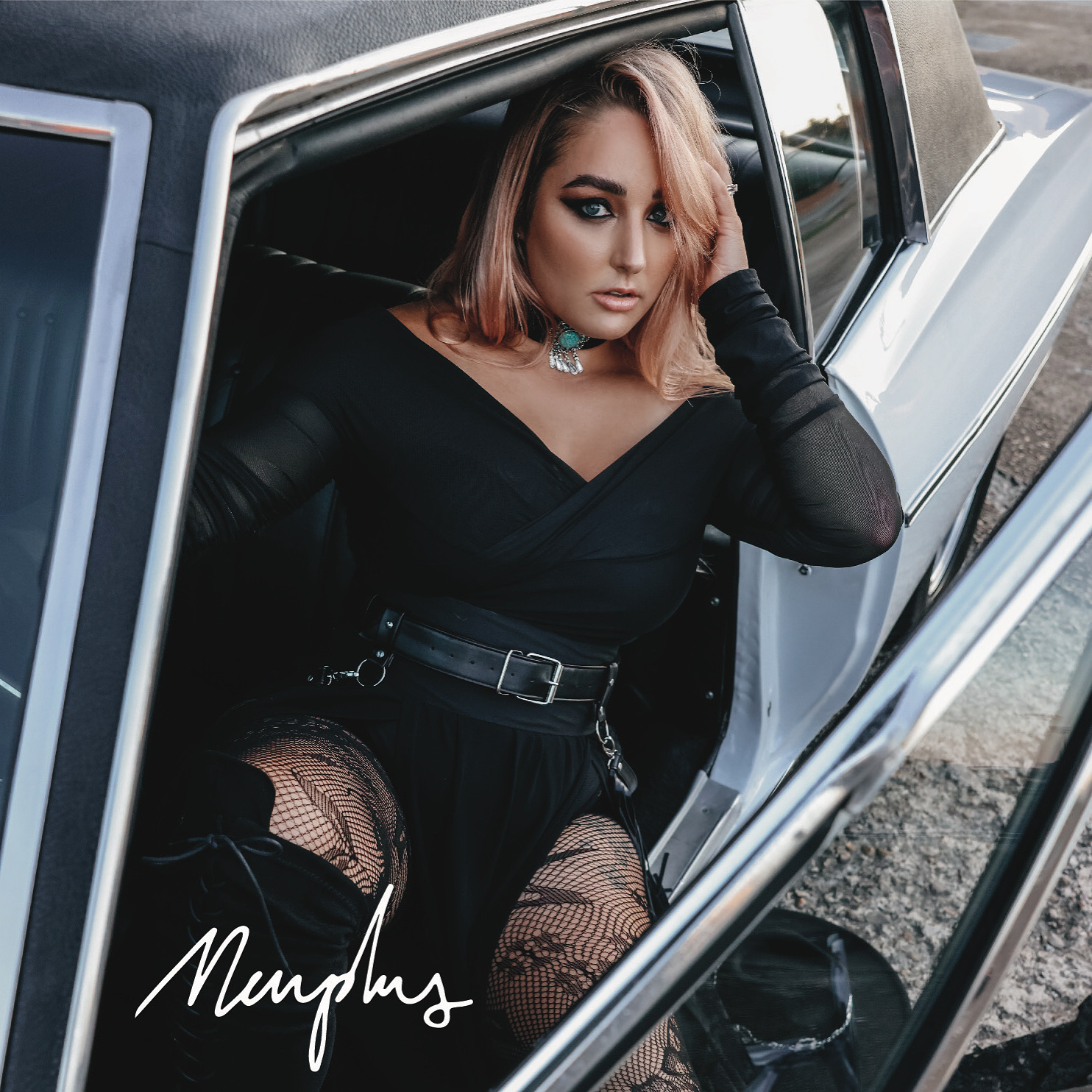 Jenna DeVries Embraces Vulnerability In Her New Single "Memphis" - COWGIRL Magazine
